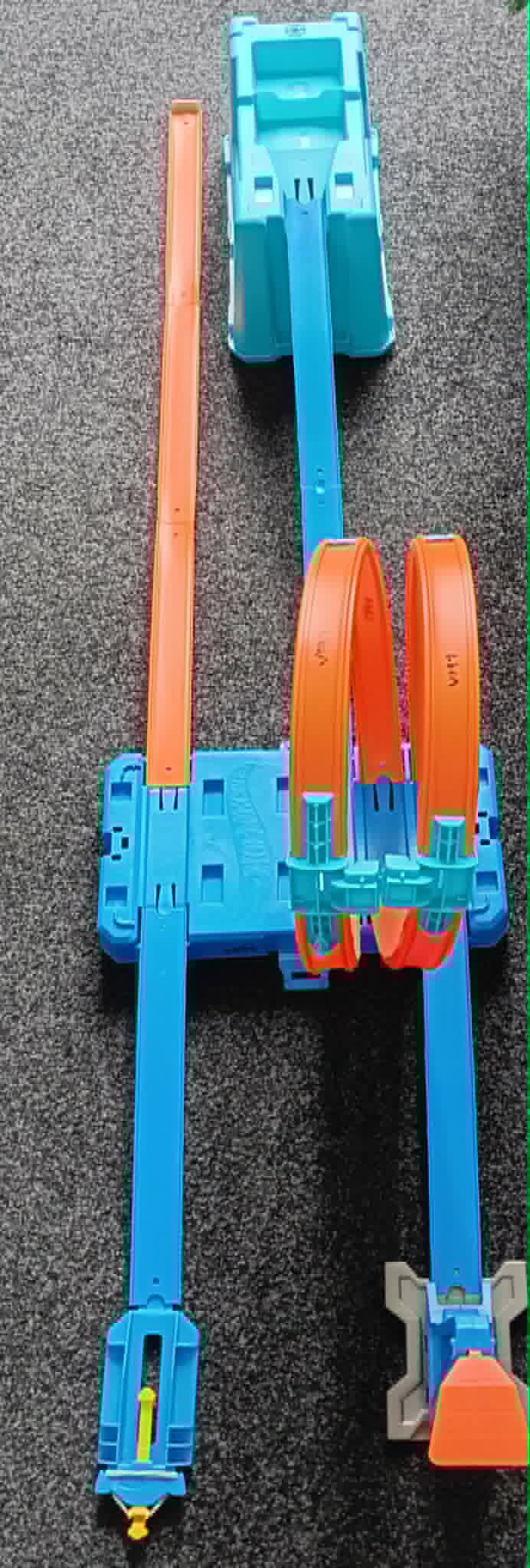 Hot Wheels Track Builder System - Multi Loop Box